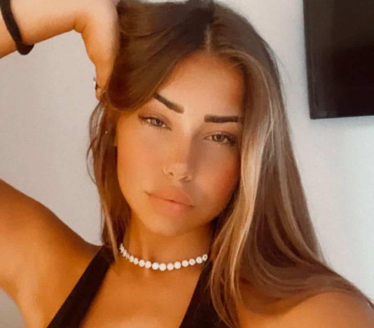 Quanto è Alta Rebecca Parziale - Media Famosi