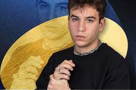 Fasma Genitori - Media Famosi